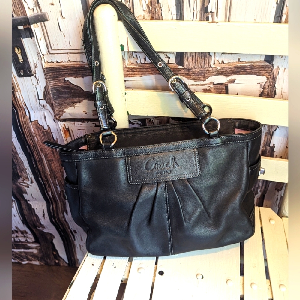 Coach Gallery Handbag - Gem